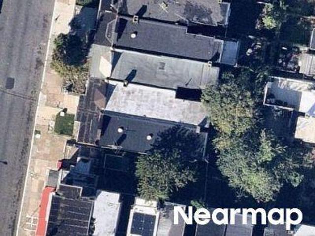 N 12th St