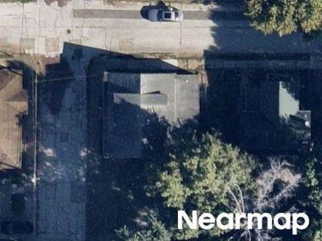 N 12th St