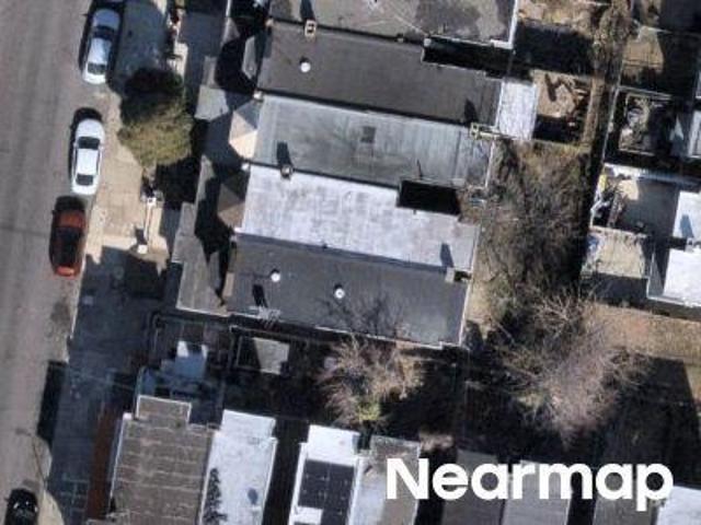N 12th St