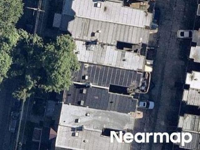 N 12th St