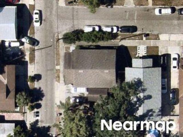 N 12th St