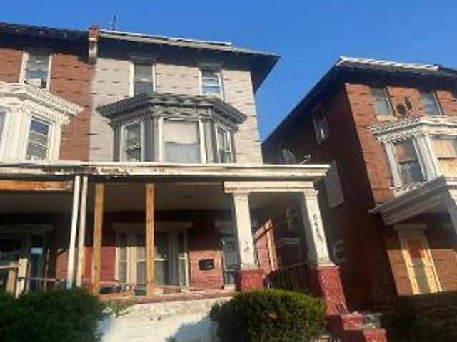 N 12th St