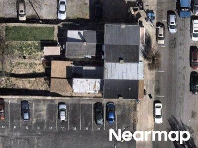 N 12th St