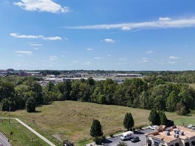 N 12th St, Murray, KY 42071