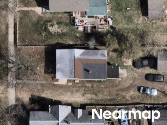 N 13th St