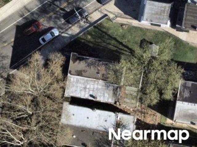 N 13th St