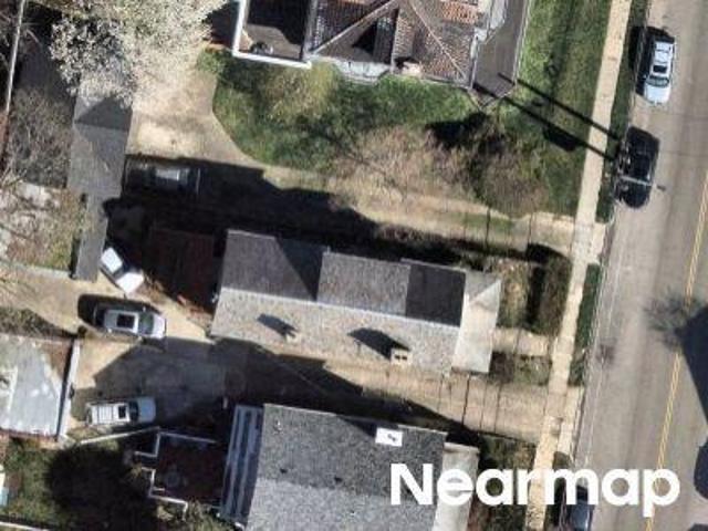 N 13th St