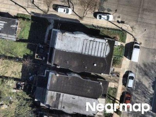 N 13th St