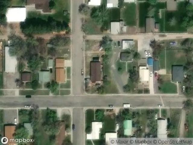 N 13th St E