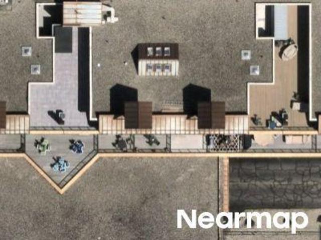 N 1st St Apt 202