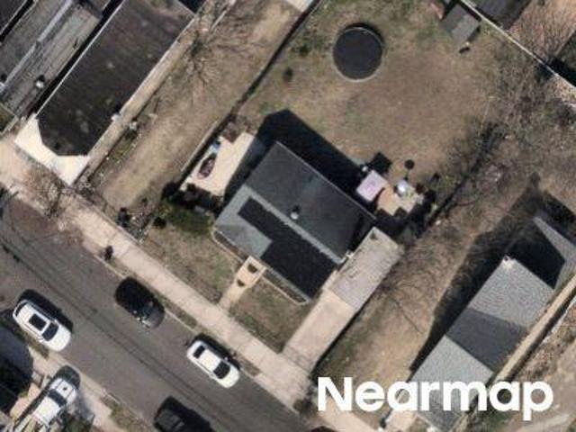 N 24th St