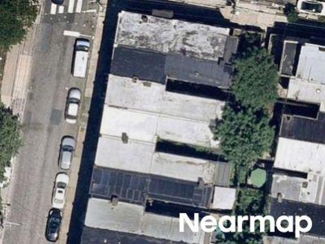 N 25th St