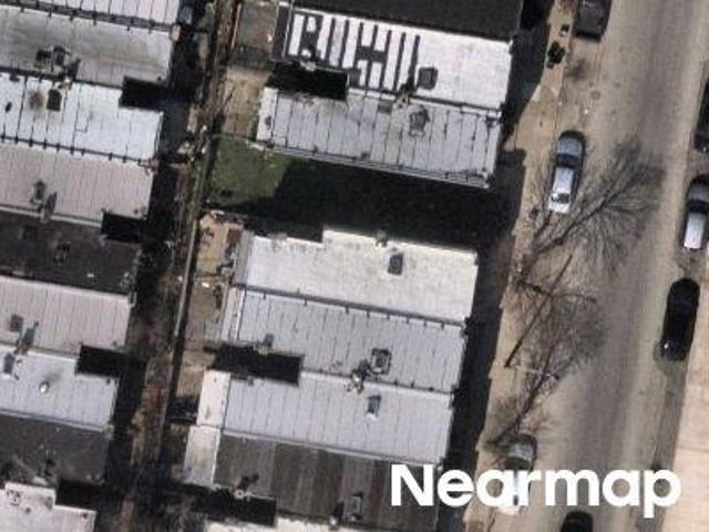N 25th St