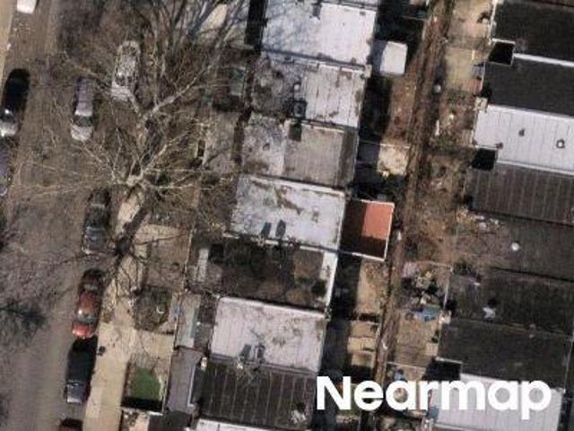 N 26th St