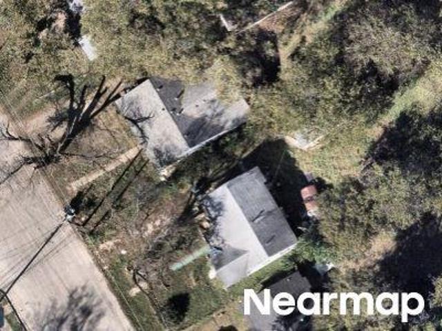 N 26th St