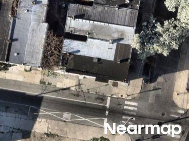 N 26th St