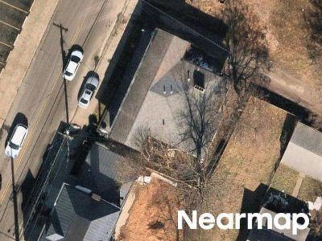 N 26th St