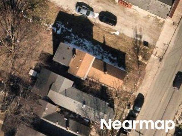 N 26th St