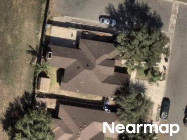N 27th Ln