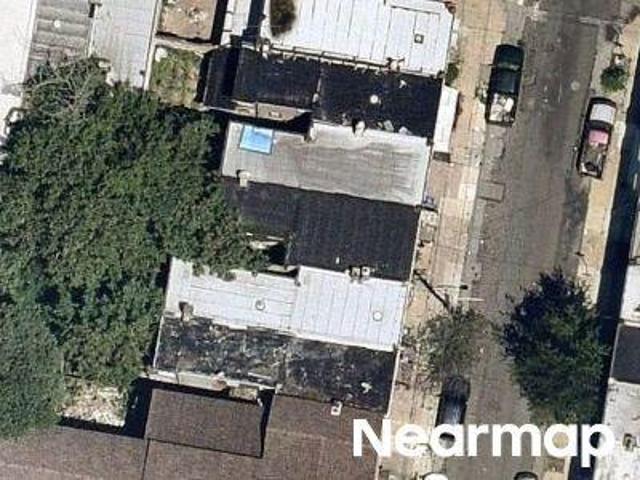 N 27th St