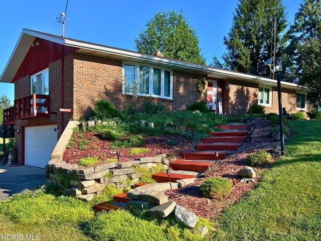 N 287 County Road 16B, Napoleon, OH 43545