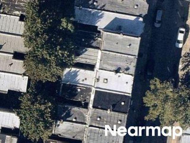 N 28th St