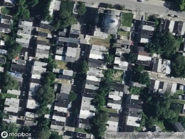 N 28th St