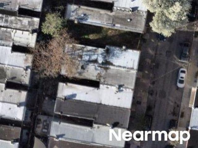 N 28th St