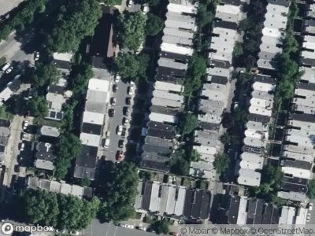 N 28th St