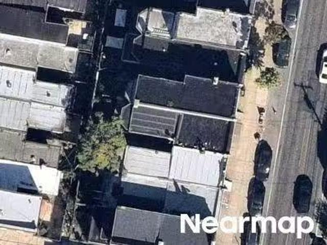 N 29th St