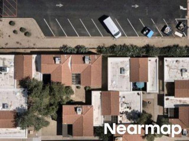 N 29th St # 4