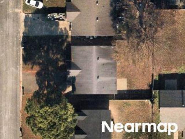 N 29th St