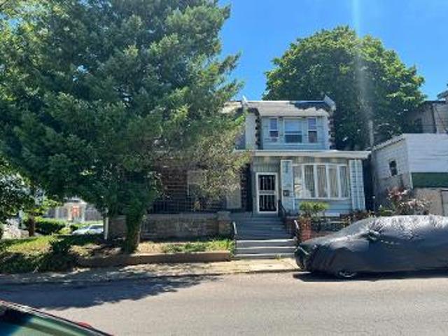 N 20th St