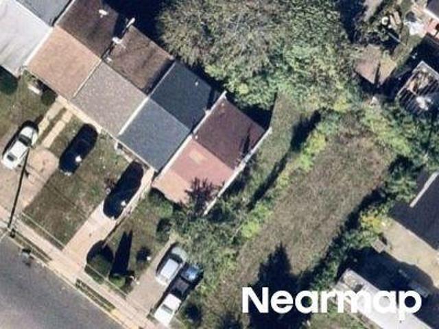 N 20th St