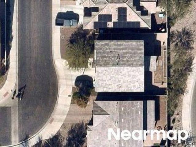 N 211th Dr