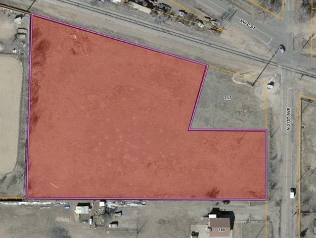 N 21st Ave, Greeley, CO 80631