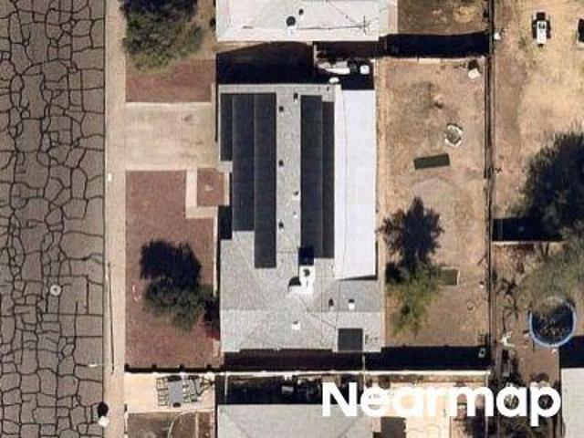 N 21st Ave