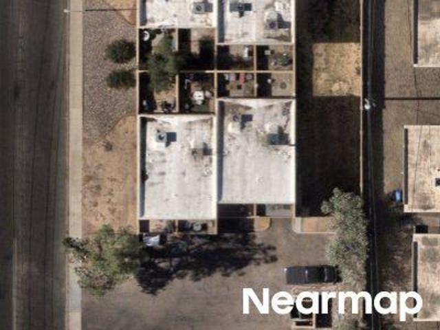 N 21st Ave