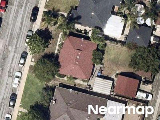 N 21st St