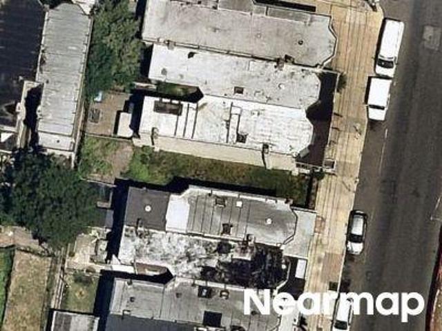N 22nd St