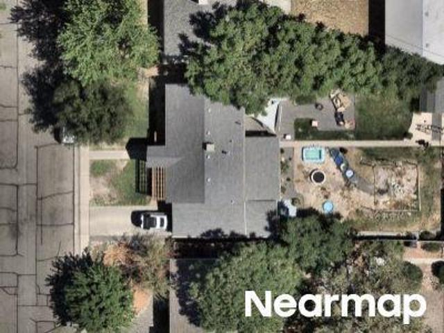 N 22nd St