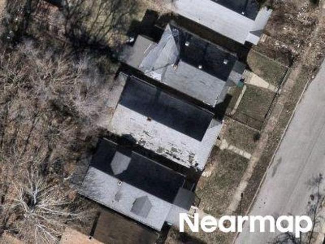N 22nd St