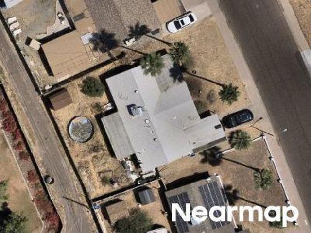 N 23rd St