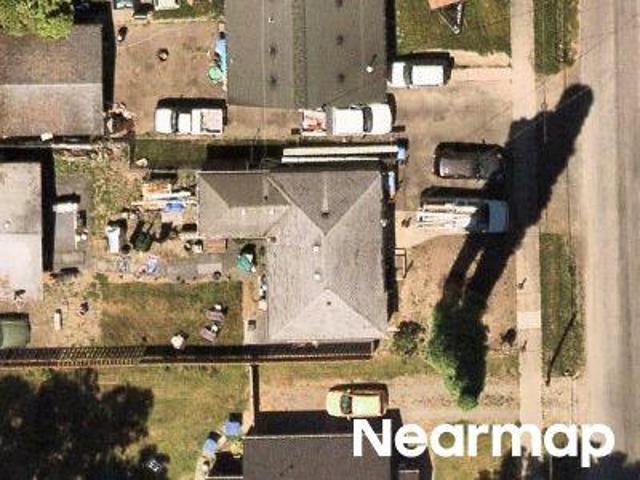 N 2nd Ave