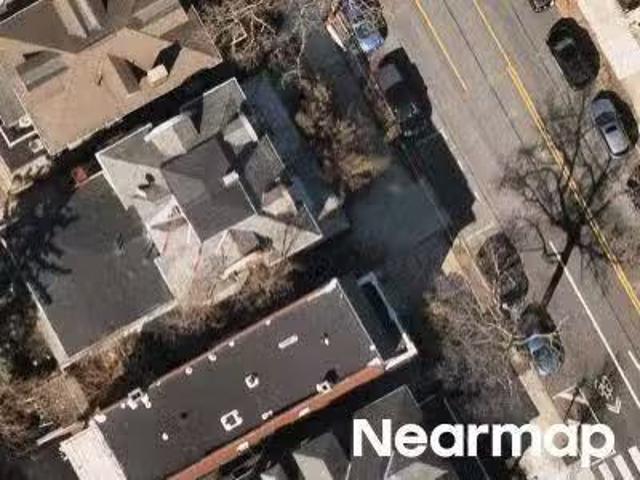 N 2nd St