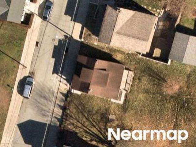 N 2nd St