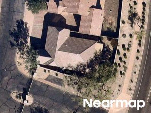 N 34th Ave