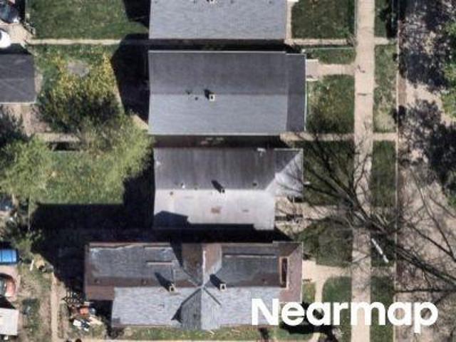 N 35th St