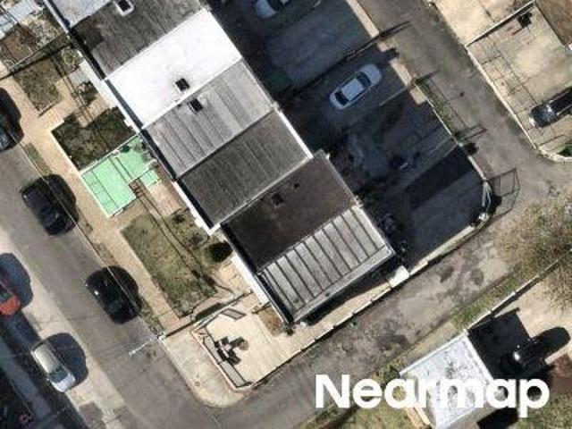 N 35th St