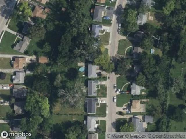 N 35th St